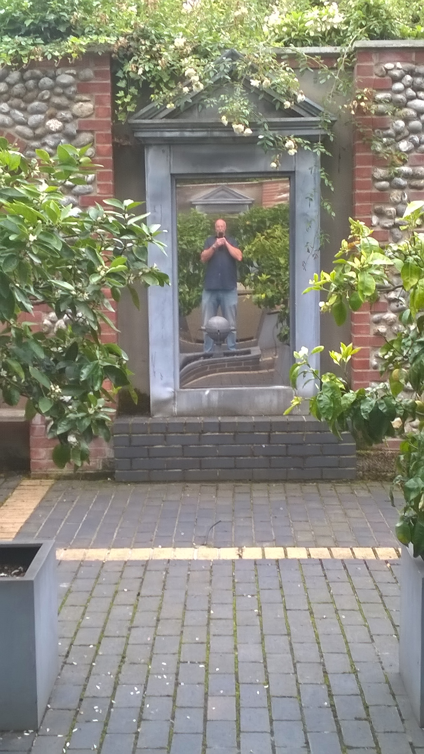 Corpusty Mill: a garden of smiles | Old School Garden