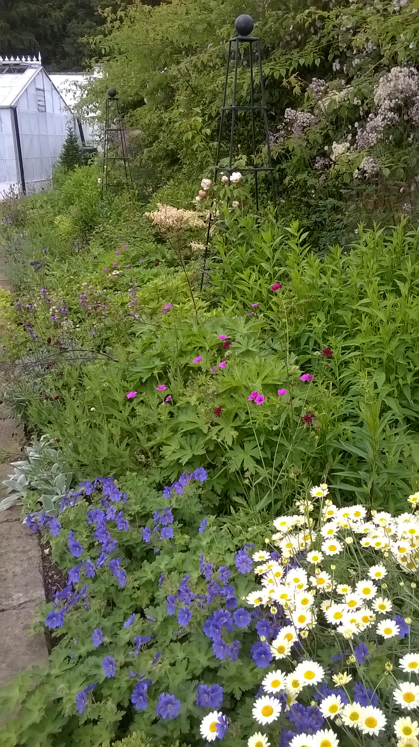 Great Garden @ West Barsham Hall | Old School Garden
